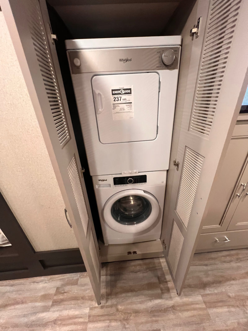 2025 Thor Motor Coach Pasadena 38XL Review - RV Trader