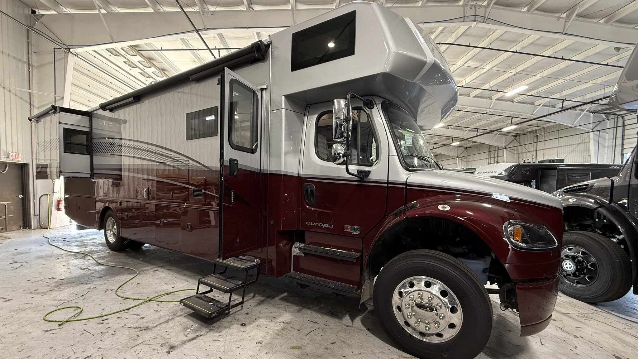4 Super C Models with Monster Towing Capacity - RV Trader Blog