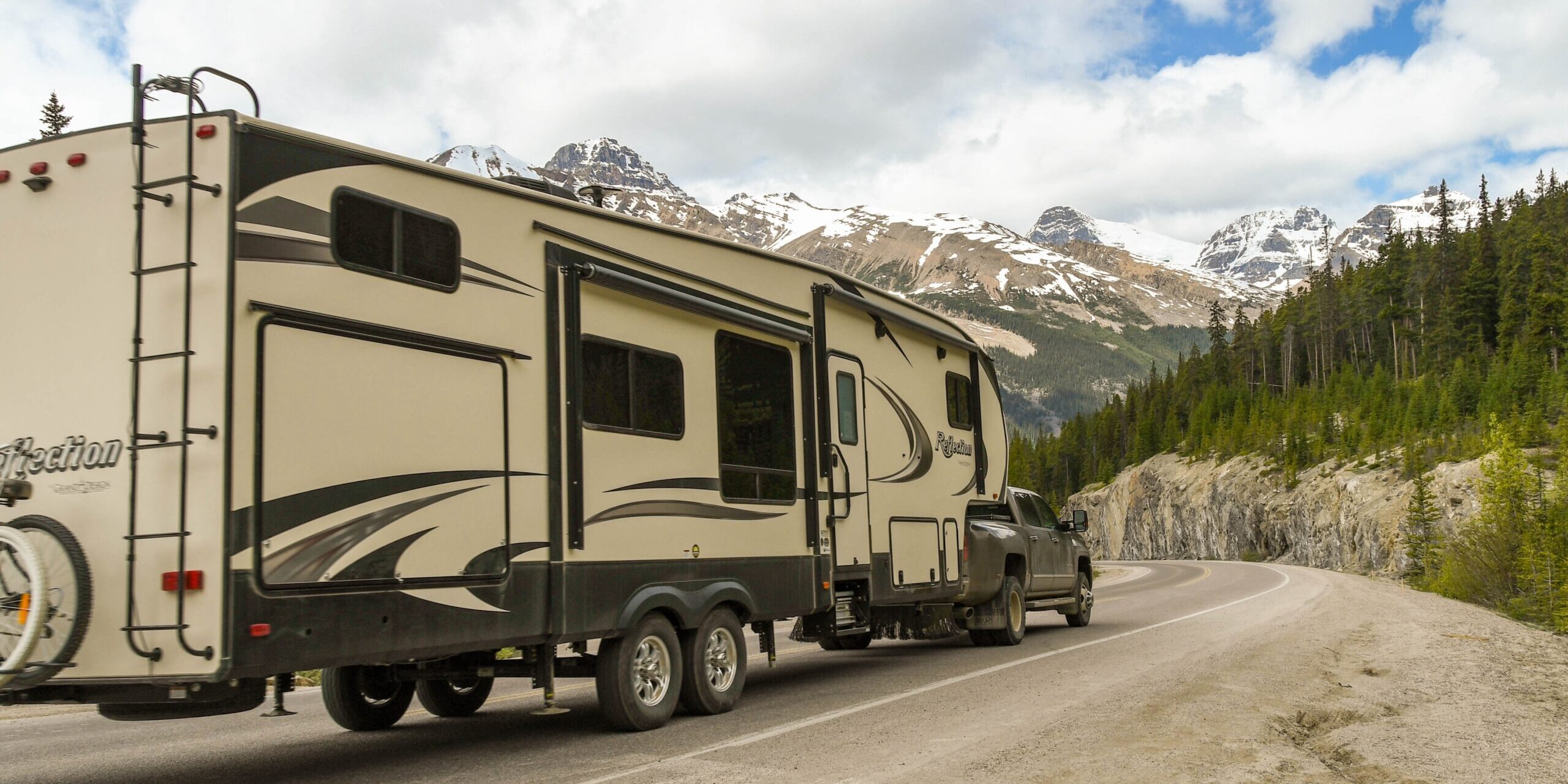 3 Top Fifth Wheel Pin Boxes for Smoother Towing - RV Trader Blog